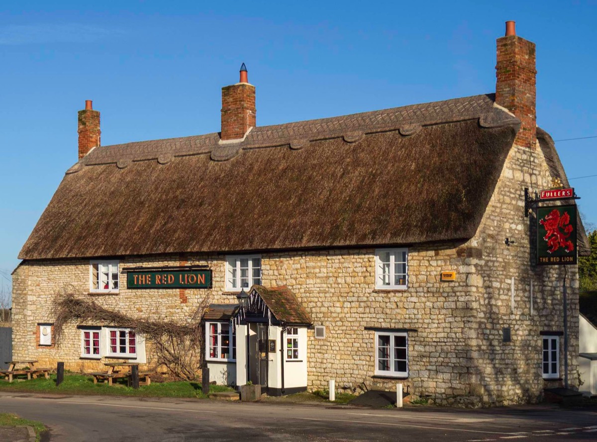 Robin DR401 to Finmere airfield